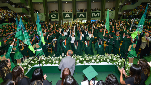 2014 - Graduación UPRM