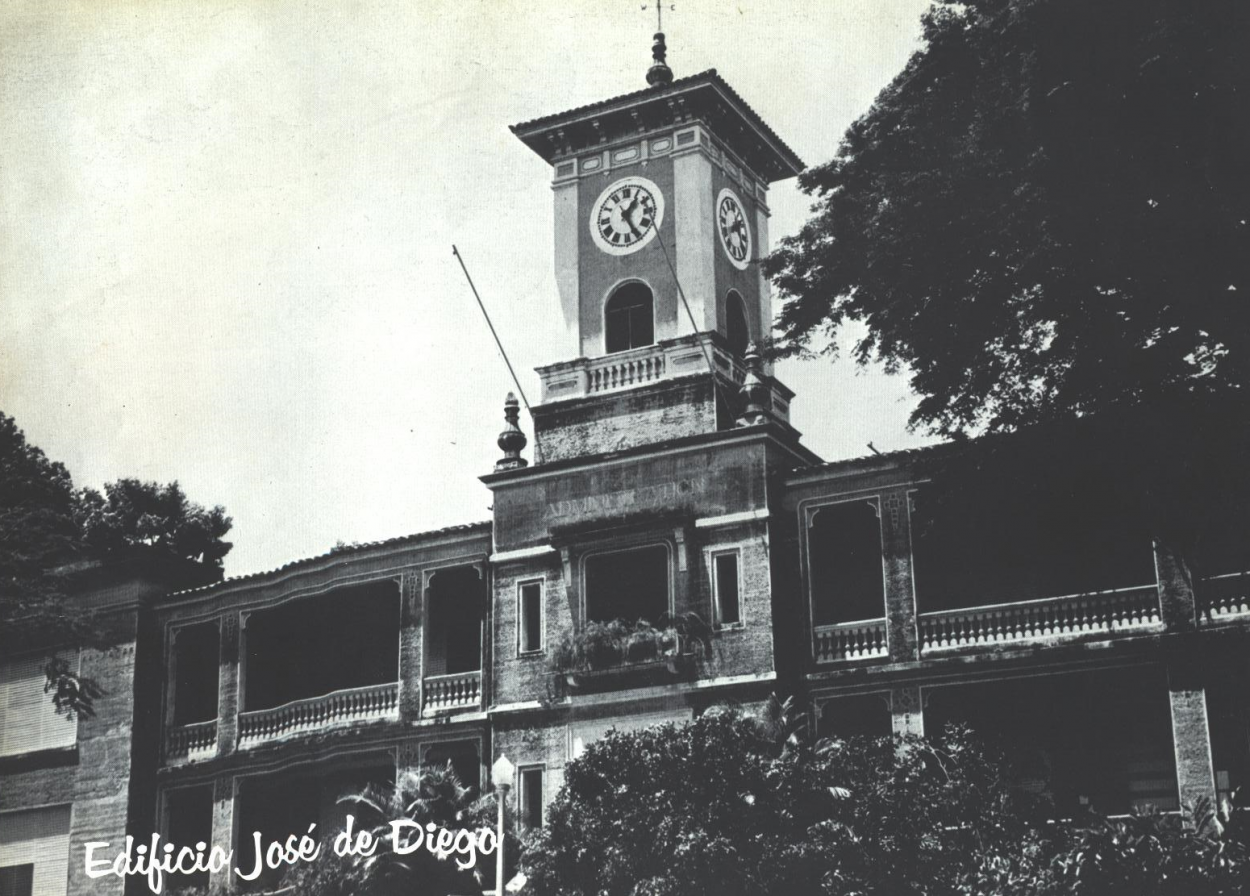 Edificio José de Diego – Decanato de Administración