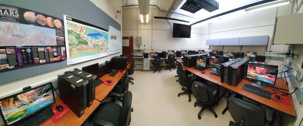 Geology Computer Lab: Room F-413 - Geology Department