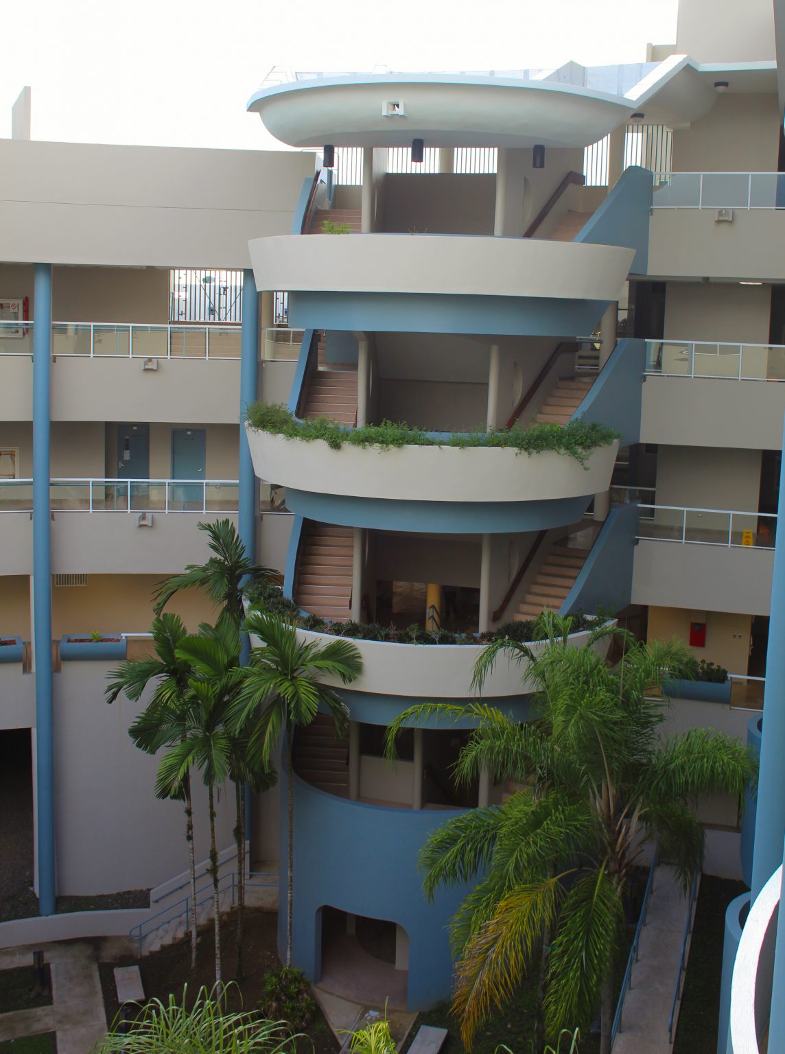 Programa de Estudios Graduados ADEM - ADEM-UPRM